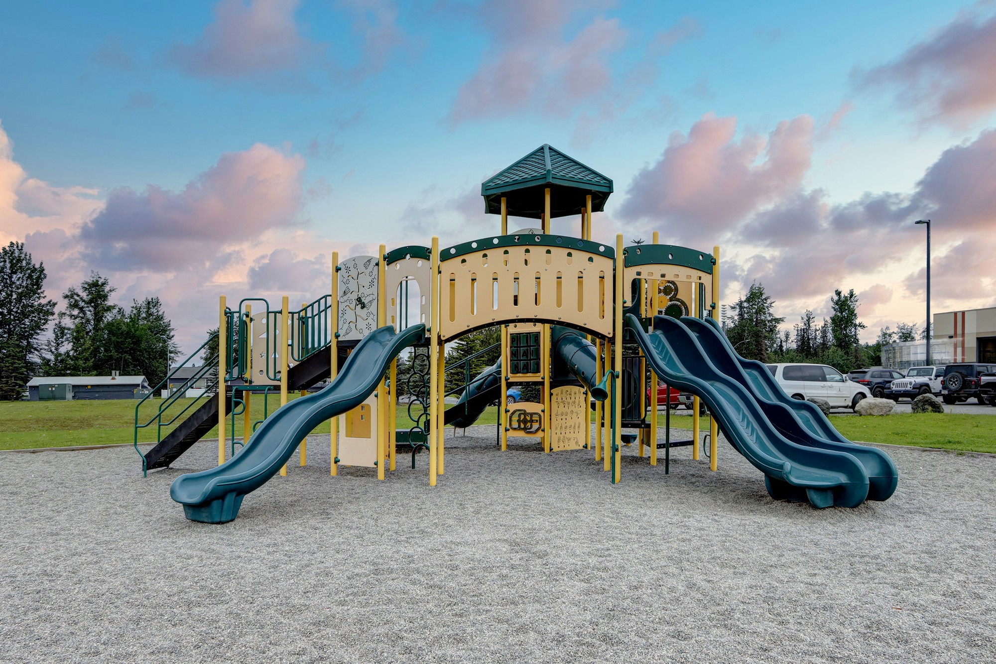 Cottonwood Playground 6 | Aurora Military Housing