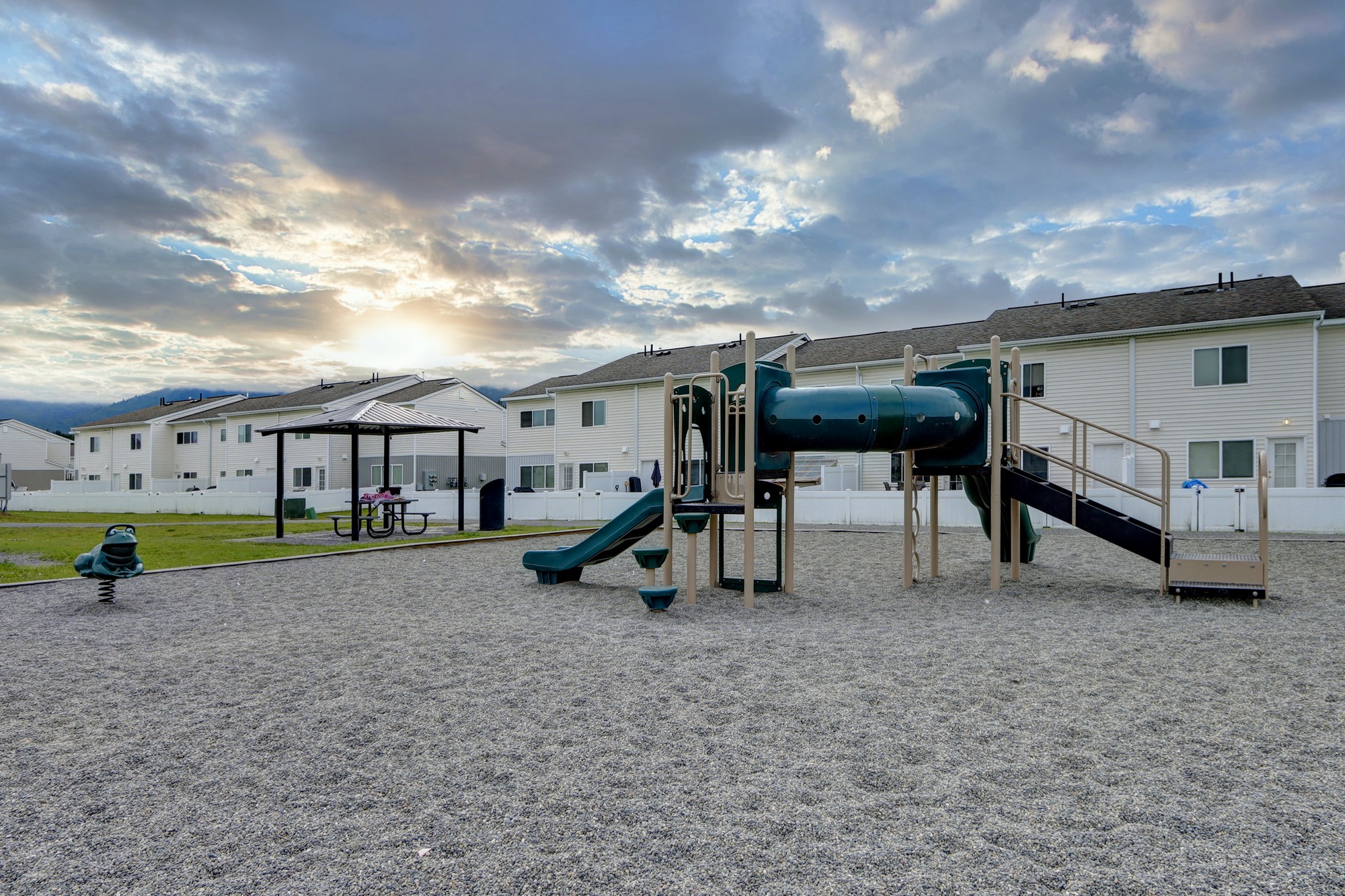 Raven Ridge Playground 1 | Aurora Military Housing